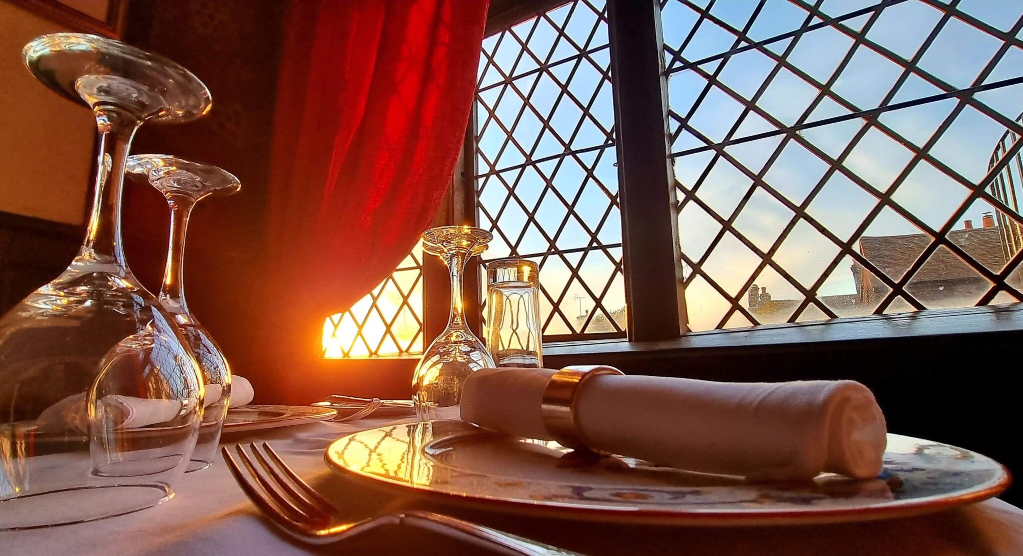 Dining - The Mermaid Inn